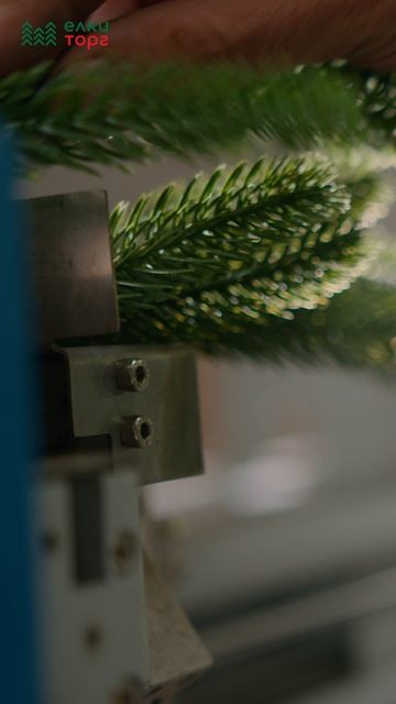 ЕлкиТорг - производитель искусственных елок и хвойного декора. reel_2