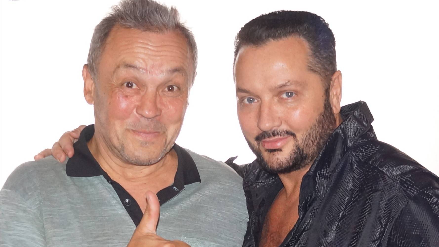 ролик Роман Бейкер с Ведущей Натальей Дроновой