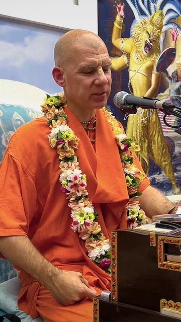 Поэзия Бхагавад-Гиты 9.34 от Сагара Свами. «Сосредоточь свой ум на Мне…».