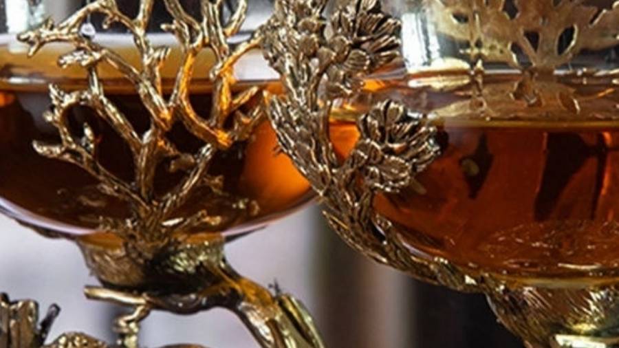 Эксклюзивный бокал ручной работы для коньяка Богатый улов Щука