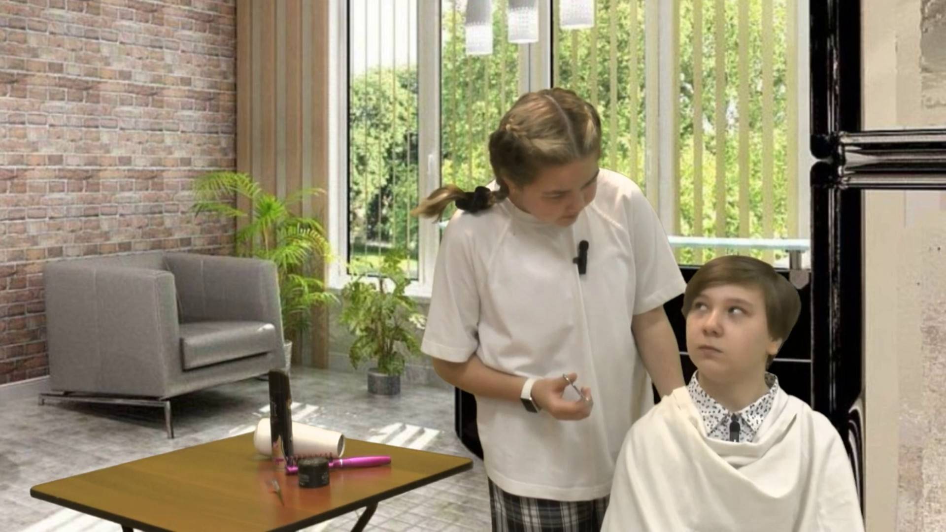 В ПАРИКМАХЕРСКОЙ смешное видео / прикол / анекдот / юмор