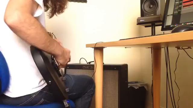 Педаль distortion, примочка, комбик, карманный усилитель vitoos heavy rock