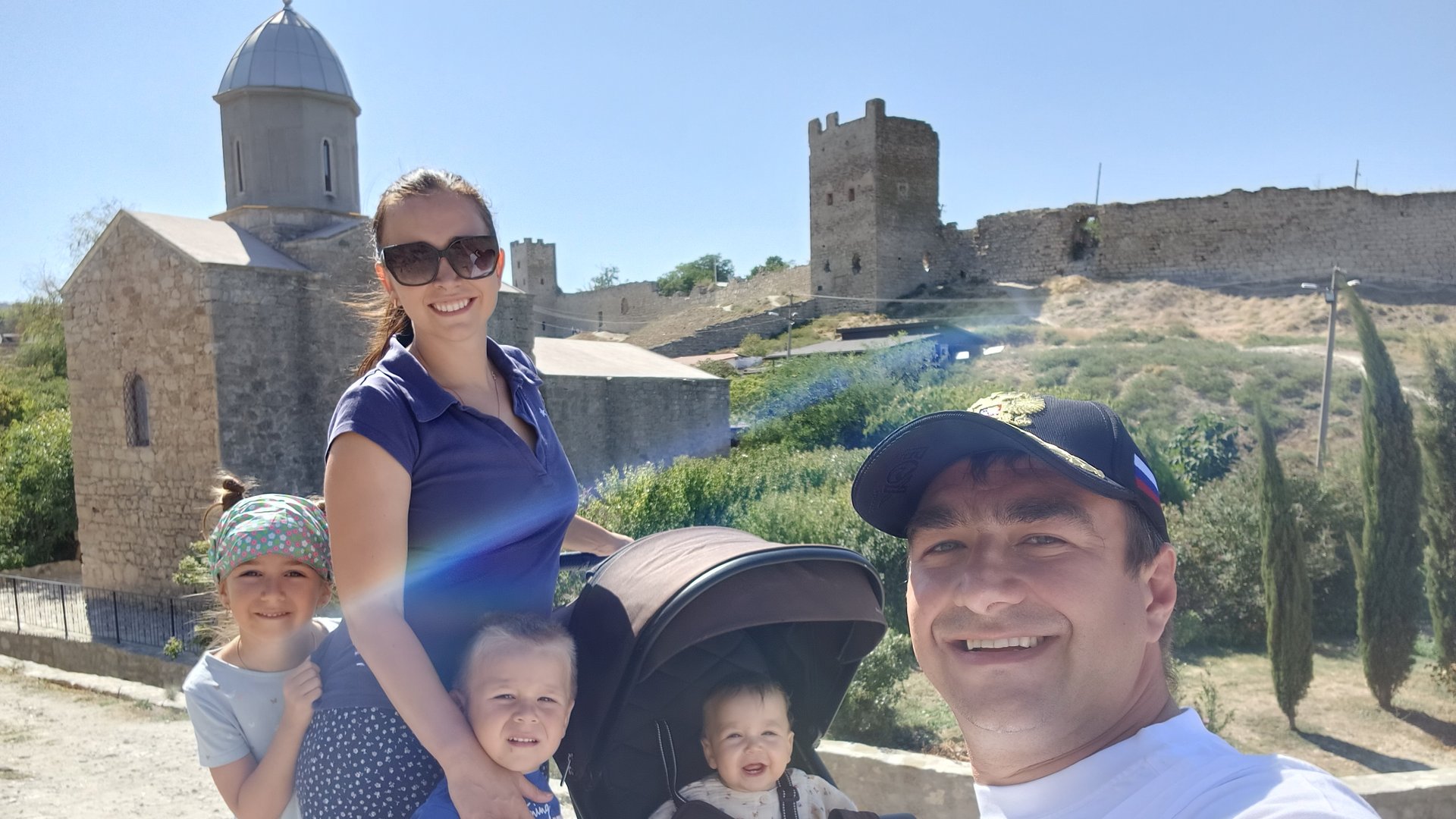 Генуэзская крепость Феодосии, Ильинский мыс и пляж. Крым 2025