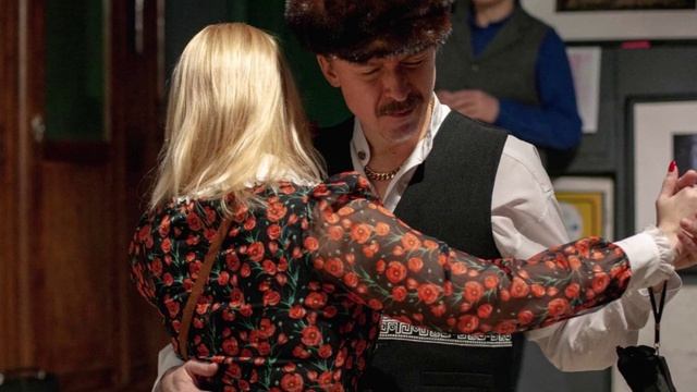 "КАК ЦВЕТОК ДУШИСТЫЙ"... (Фото Алекса МАКАРОВА и Антона БОЛЬНЫХ) - Поёт Юрий МОРФЕССИ)