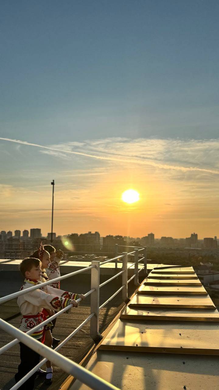 Народный хореографический ансамбль «Калинка» на воздушной крыше ЖК «Вавилово»