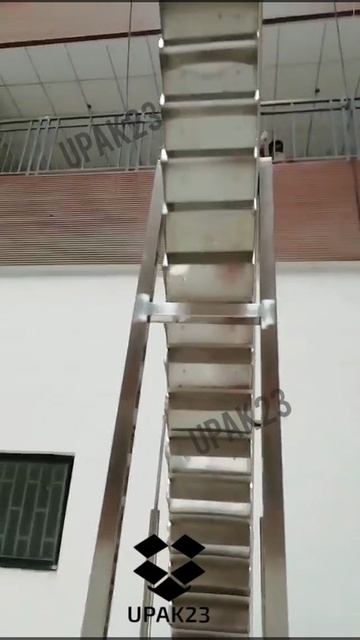 Подающий транспортер ковшового типа, дозируемого сырья в фасовочно-упаковочный автомат или дозатора