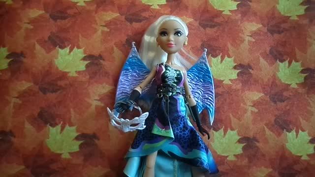 Обзор на куклу Проект МС2 Камрин Лак для ногтей-Projest MC2