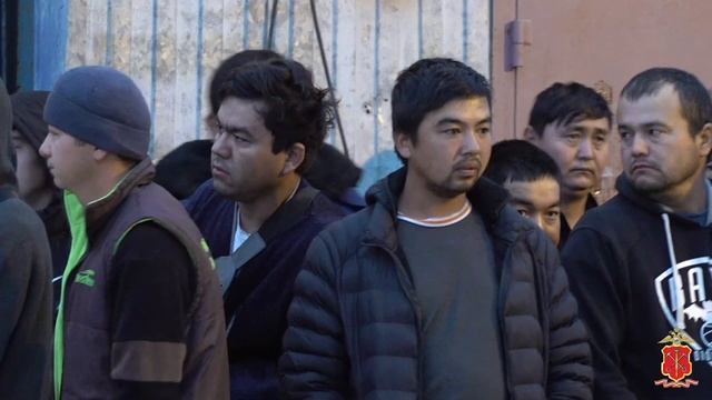 Полиция провела тотальную проверку строек в Шушарах