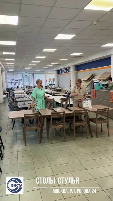 Стол раскладной  Бергамо МАКСИ для большой комнаты, поможет вам  хорошо принять  много гостей.