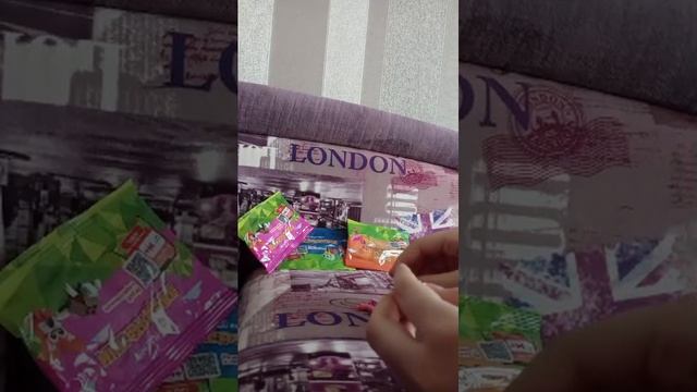 мини распаковка каких-то зверятышей