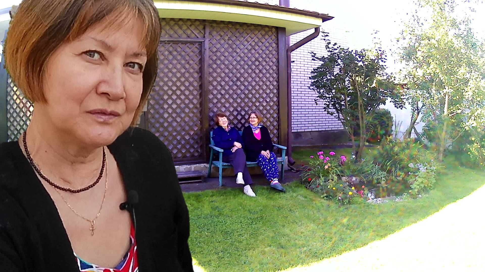 Сломалась машина. Приехала подруга. Сделала кормушку для птиц.