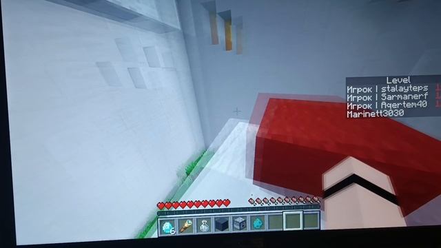 Проходим паркур 4 часть где есть 200 уровней