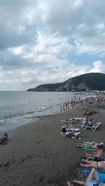 Лермонтово море пляж волны