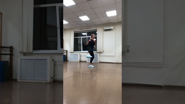 Аэробная без прыжков и приседаний!