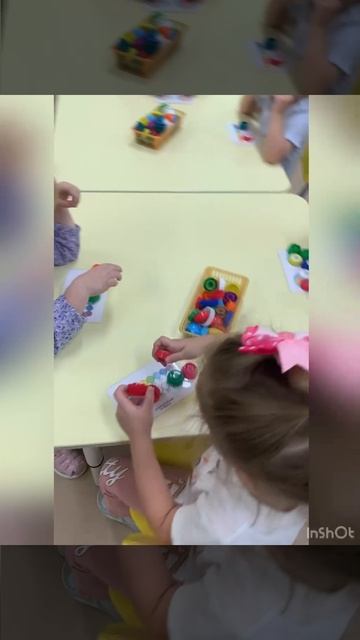 Игра с использованием пробок