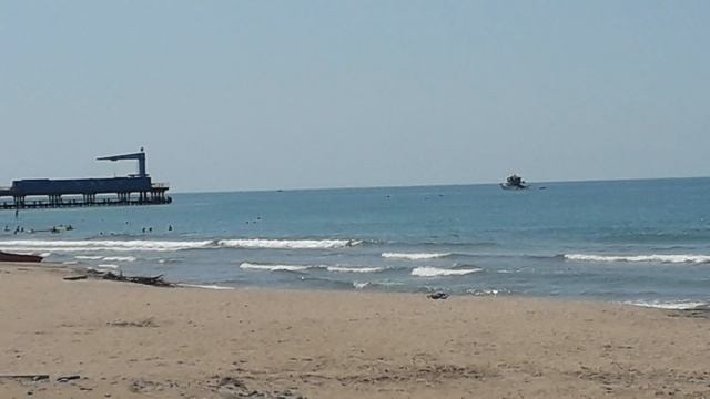 Детский лагерь Комсомольский, Чёрное море,  ребята ставят паруса.