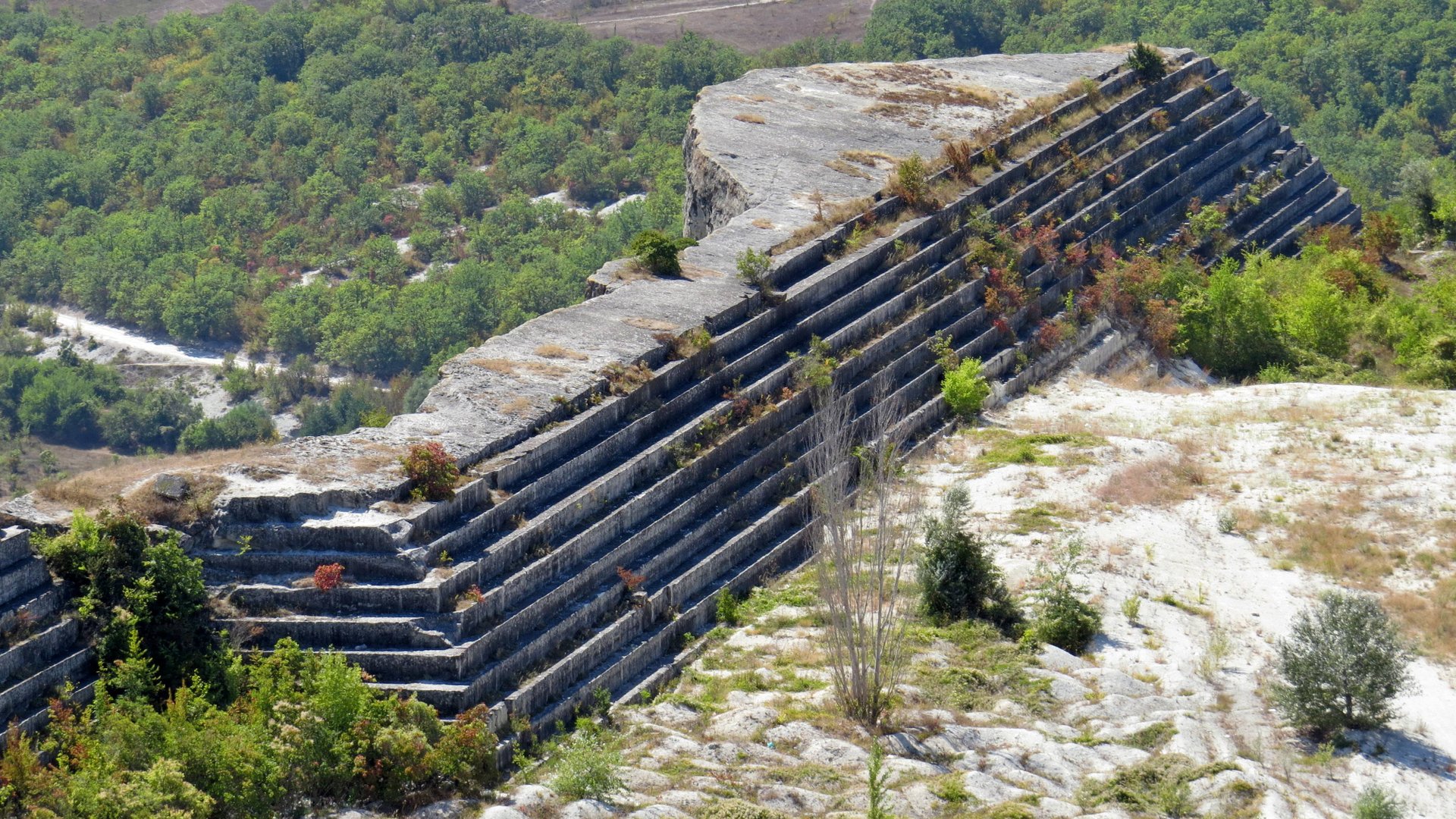 Пирамида? Мегалит? Не поверите! с. Скалистое, Бахчисарай.