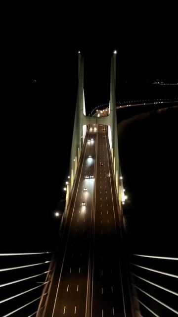 Мост Васко да Гама в Лиссабоне, Португалия