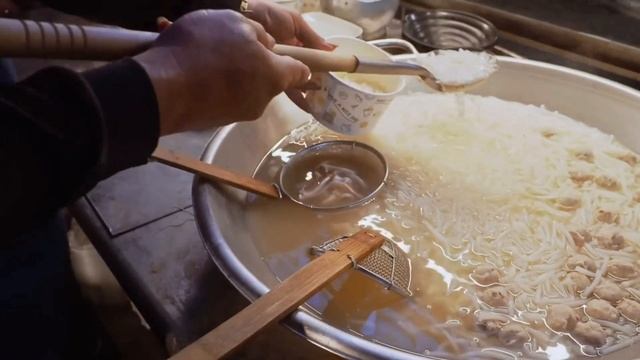 Китайская уличная еда. Ночной рынок (14)