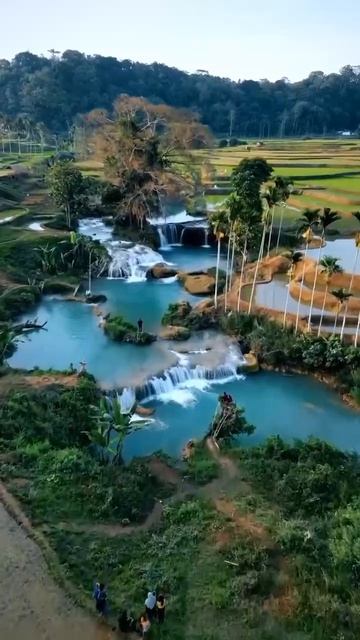 Водопады Викакура на острове Сумба — настоящая жемчужина Индонезии