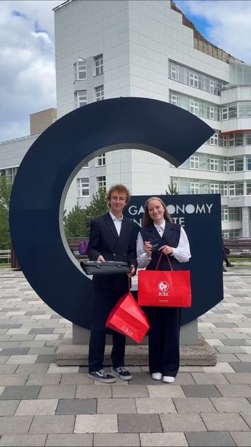 Первокурсники получили именные подарки от компании «Мастергласс» #shorts