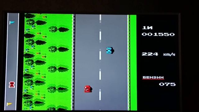 Играю в ROAD FIGHTER 1991