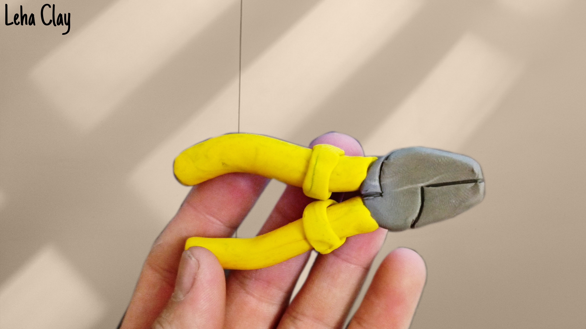 Как слепить Плоскогубцы из пластилина / Плоскогубцы из пластилина / Лепка Кусачек быстро