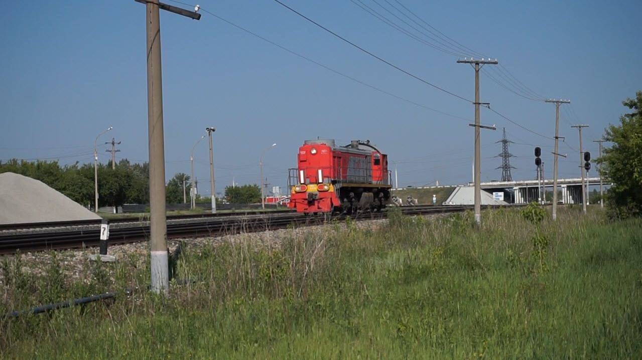 Тепловоз ТЭМ2-3296 резервом