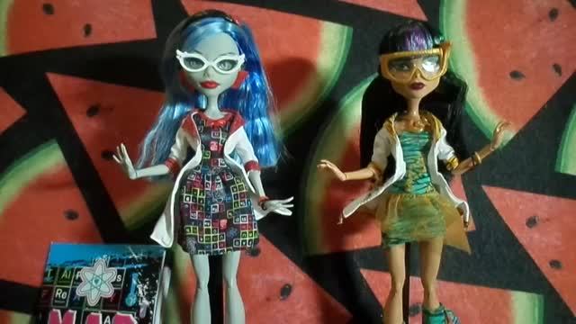 Обзор на Сет Гулия Йелпс и Клео Де Нил Безумная наука*Monster High*Cleo dDe Nile & Ghoulia Yelps