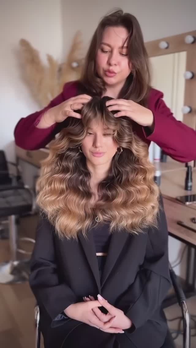 Урок по простым и понятным объемным локонам #прическа #укладка #локоны #волосы