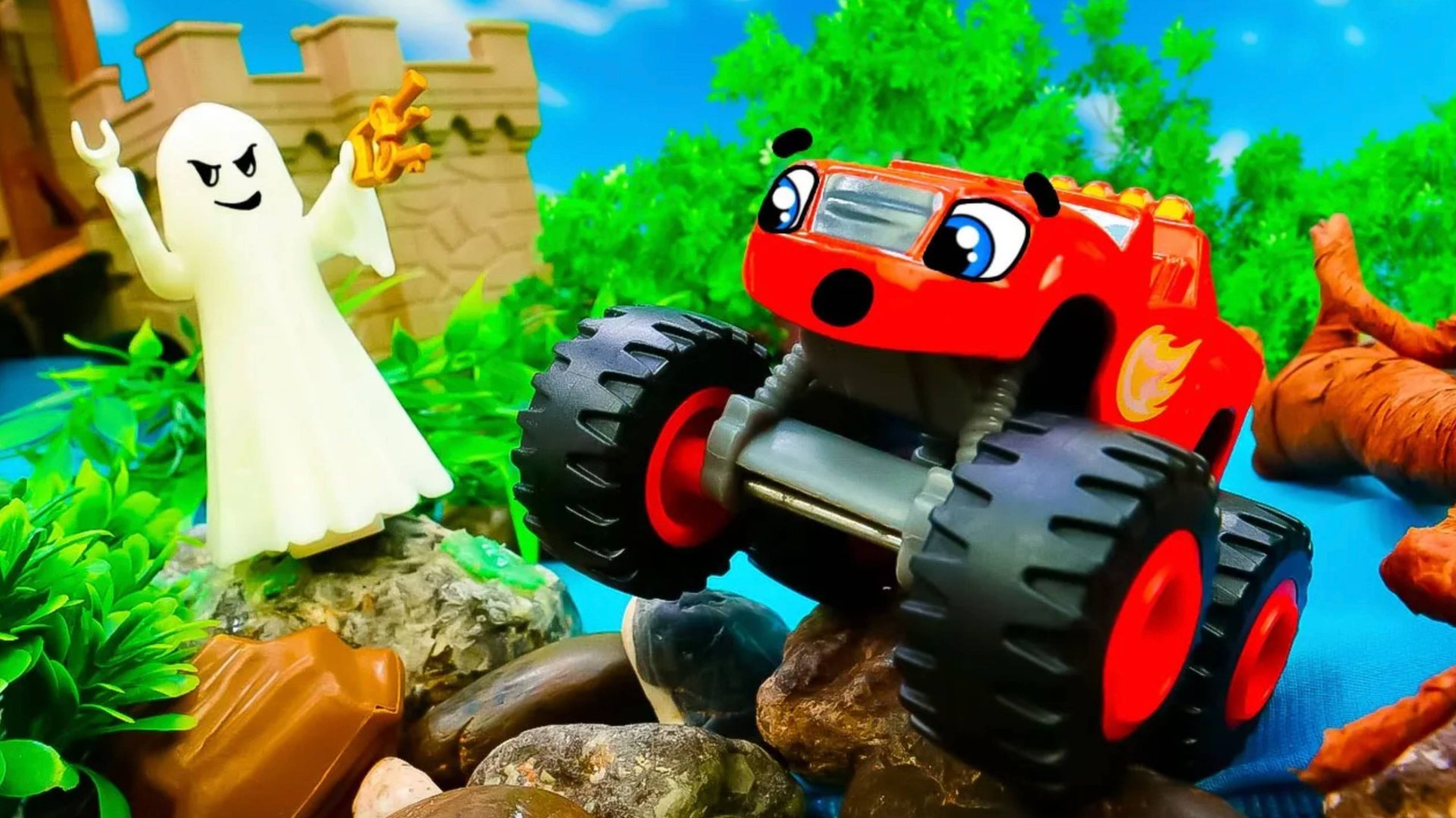 Вспыш с друзьями увидел привидение!  Видео про машинки для мальчиков