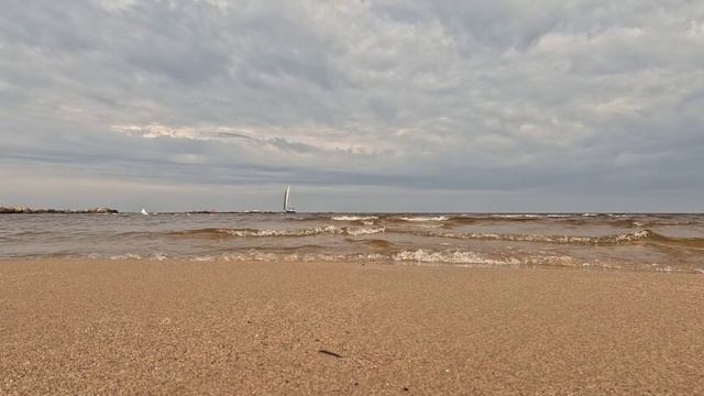 Мелодия прибоя: Релакс на песчаном берегу  #прибой #релакс #спокойствие #природа #отдых"