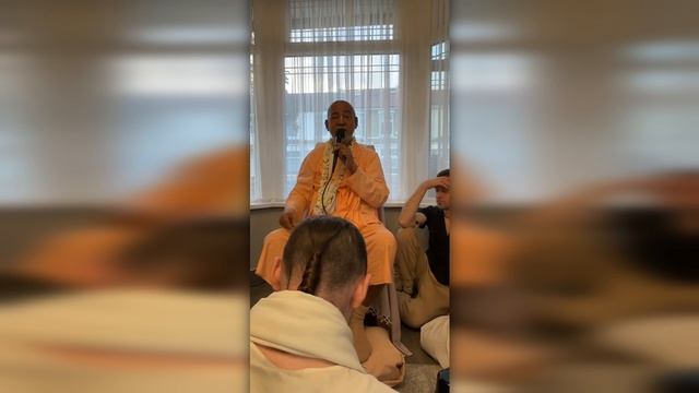 Почему божество Шри Натхаджи смотрит вниз? / БВ Мадхава Махарадж (20 сентября 2025, Лондон)