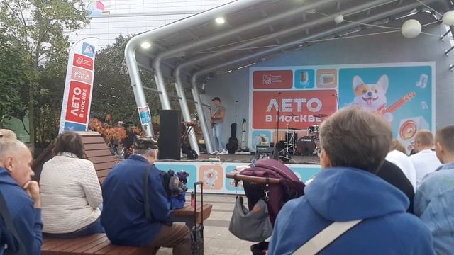 Подготовка музыкантов. Проверка инструментов. Рок.