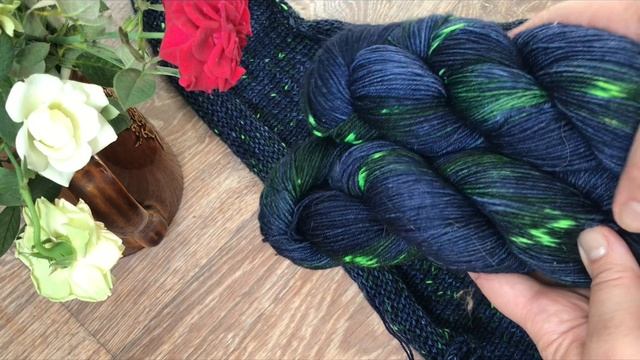 Шаль из носочки. Розы на рубахе. Новые цвета осени.