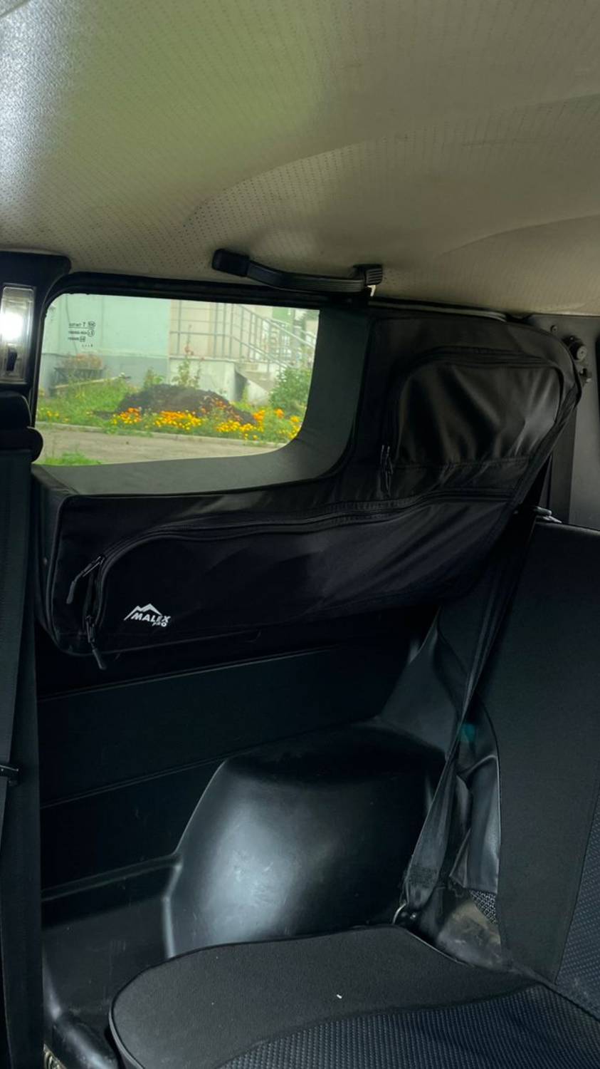 Видеообзор органайзеров на Ниву 3 дв.