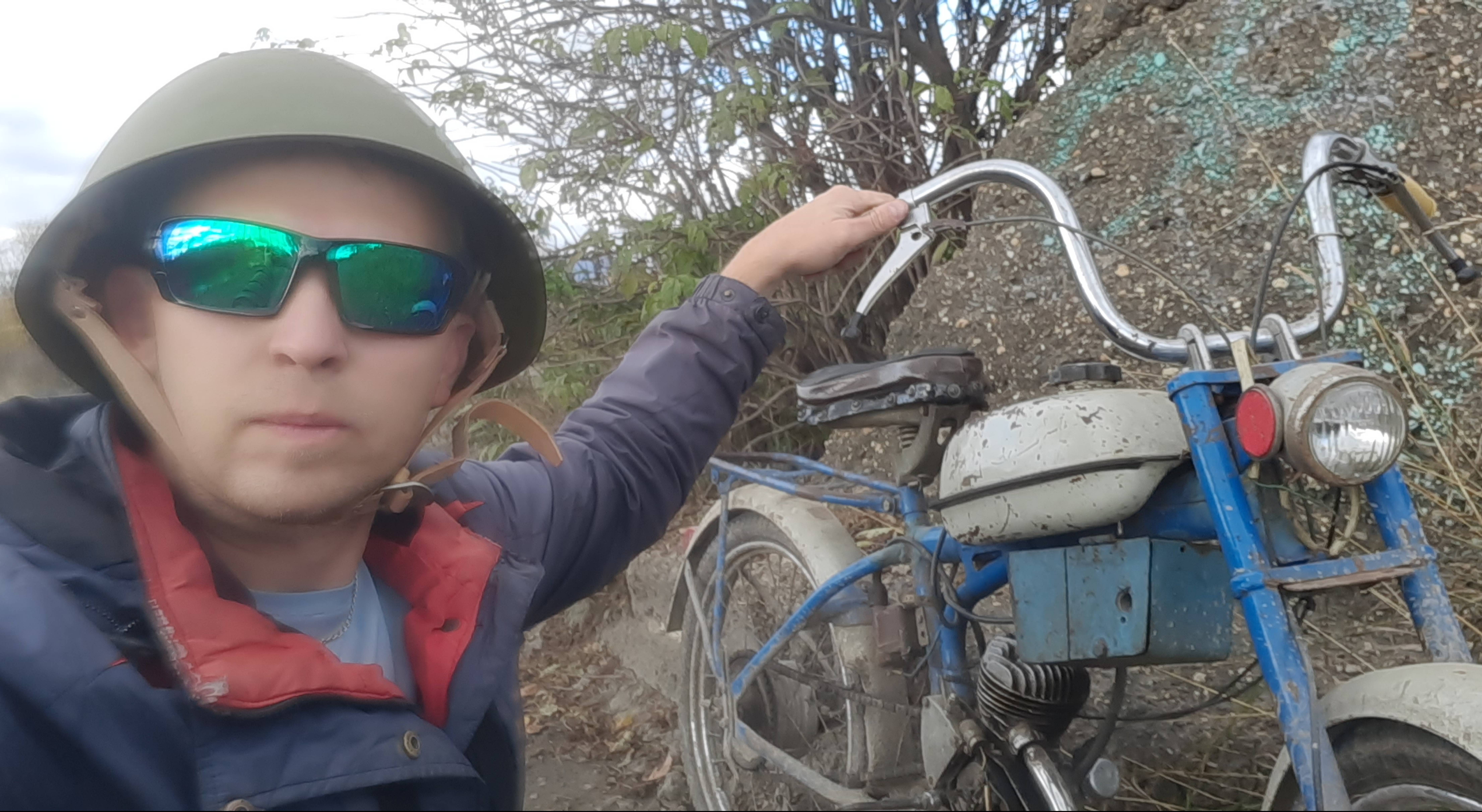 Мопед РИГА 11,2 Осенний прохват. Чуть не потерял глушитель