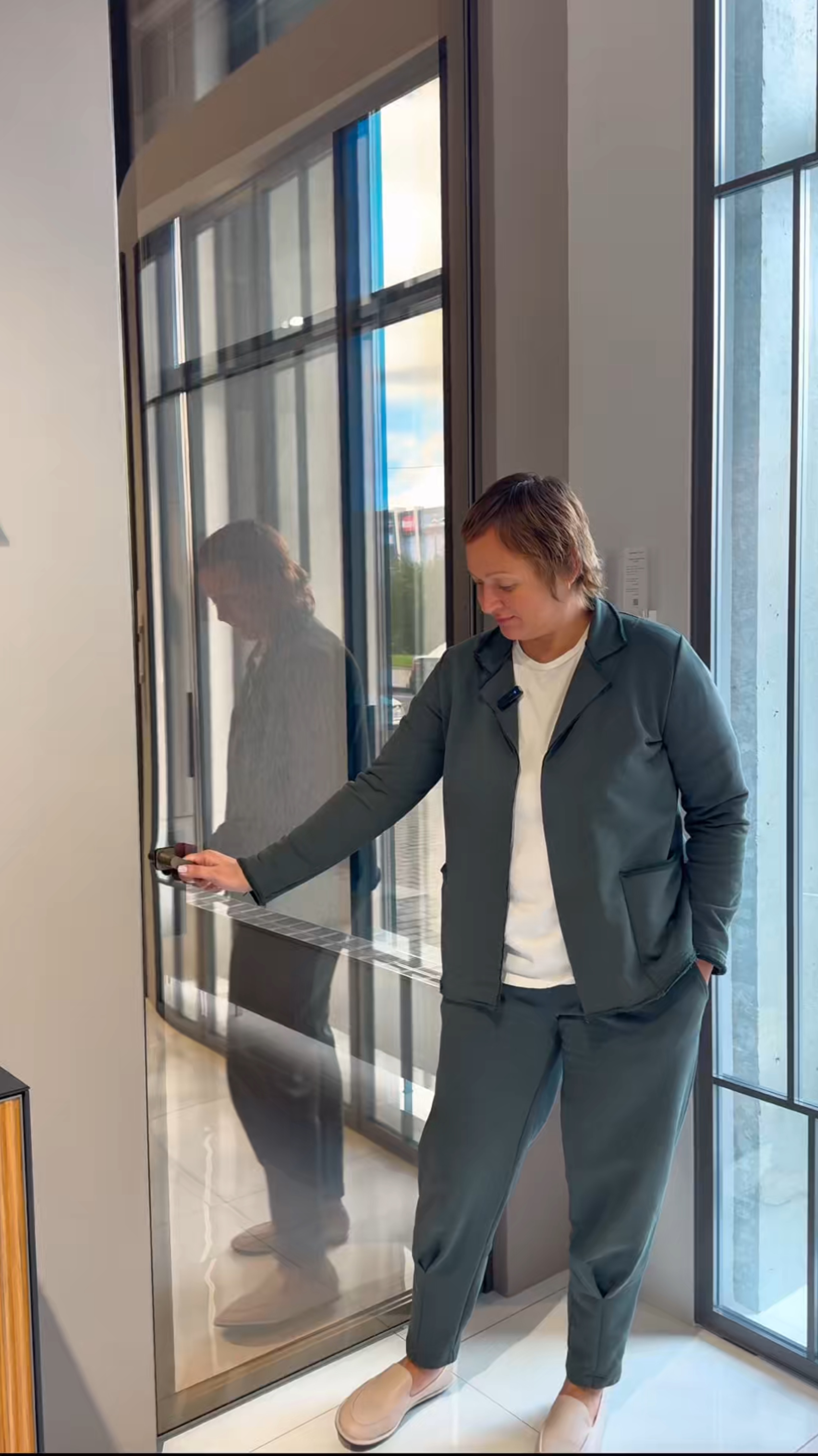 Рото дверь стеклянная в Челябинске