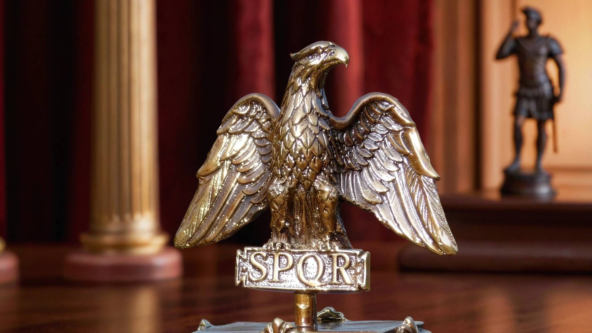 Фигурка миниатюра "Орел Цезаря" латунь