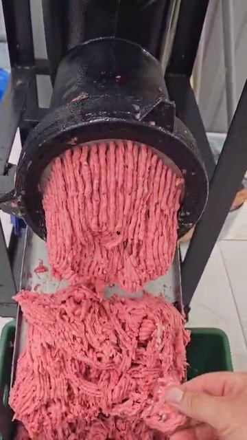 Промышленная мясорубка костедробилка Шредер MS62 BRABUS 7.5 кВт 1000 кг/час