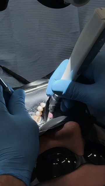 Лечение под микроскопом