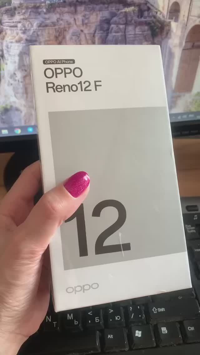 Подобрала по запросу клиентки новый смартфон в пределах 20 000 рублей.