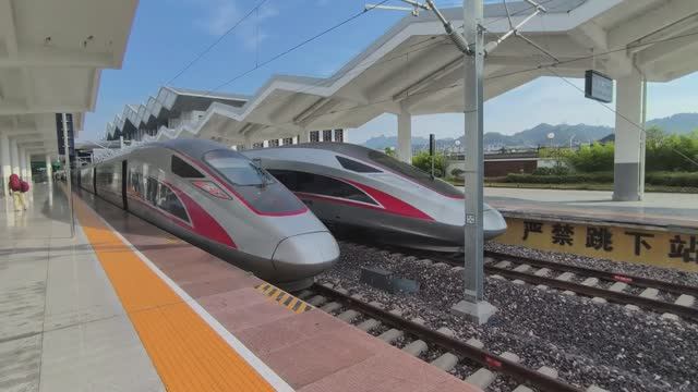 Скоростной поезд с сидячими местами до Чжанцзяцзе