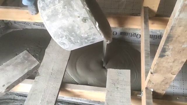 💡 Надежное утепление чердака! Заливка ПЕНОБЕТОНа D200!🏠 Своими Руками! #видео #дом #1k