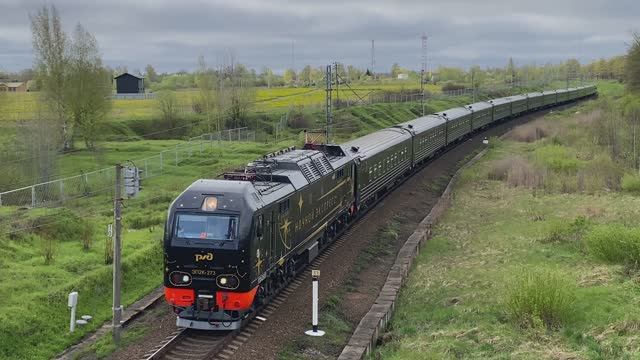 Электровоз ЭП2К-273 с поездом "Ночной экспресс", перегон Саблино - Колпино