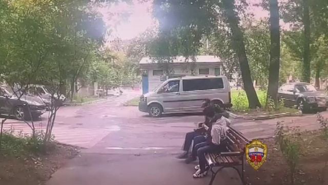 Сотрудники уголовного розыска задержали курьера телефонных мошенников