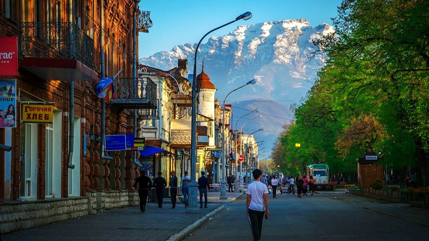 Владикавказ.  СТОИТ СЮДА ЕХАТЬ? Северная Осетия. Как люди живут.