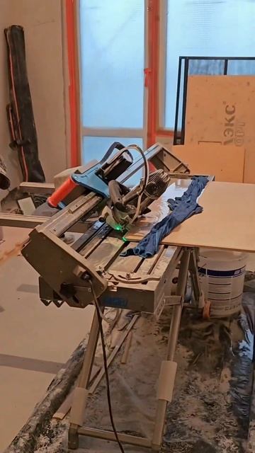 Запил керамогранита под 45 | Ремонт квартир под ключ в спб