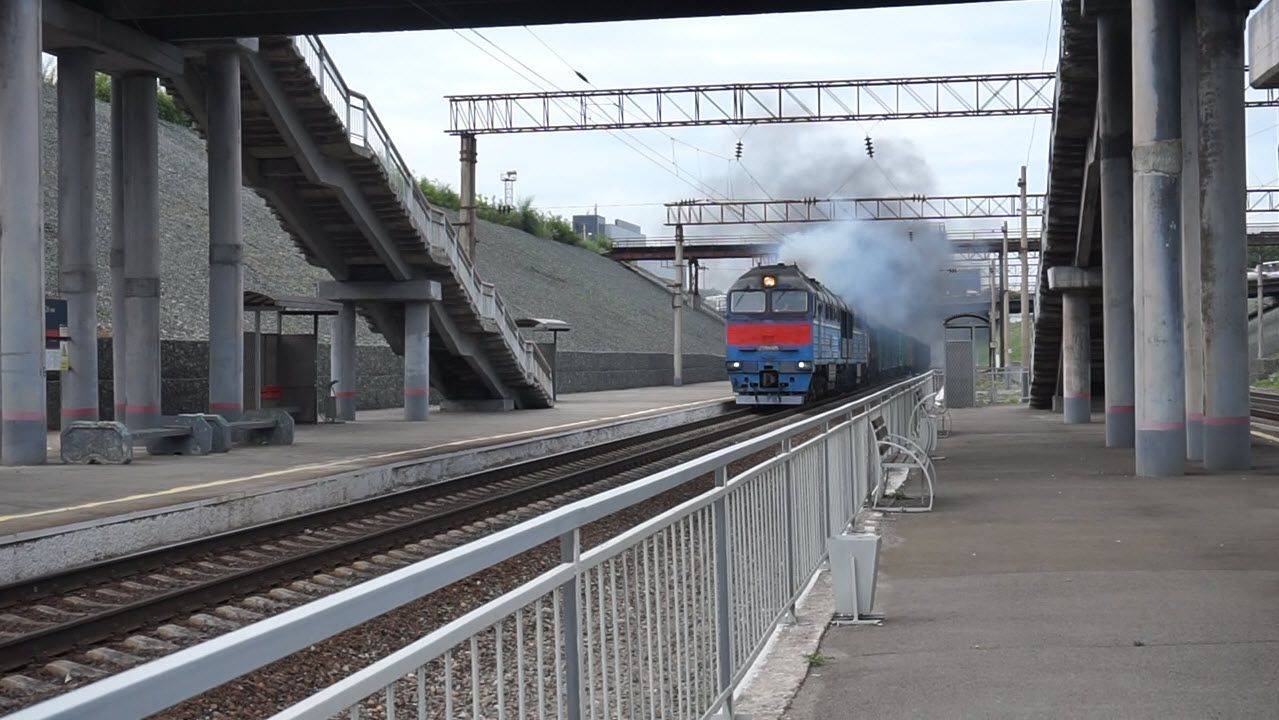 Тепловоз 2ТЭ116У-0025. Медведящее ведро с болтами.