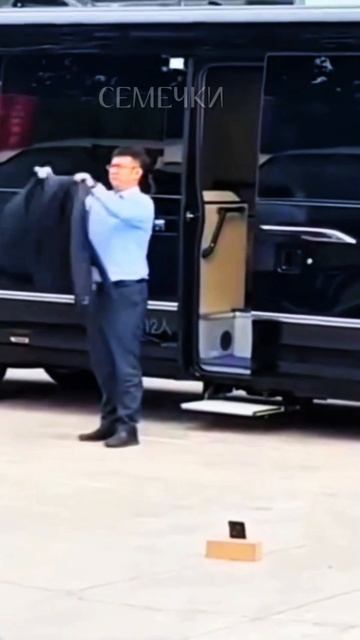 Сам себе режиссер